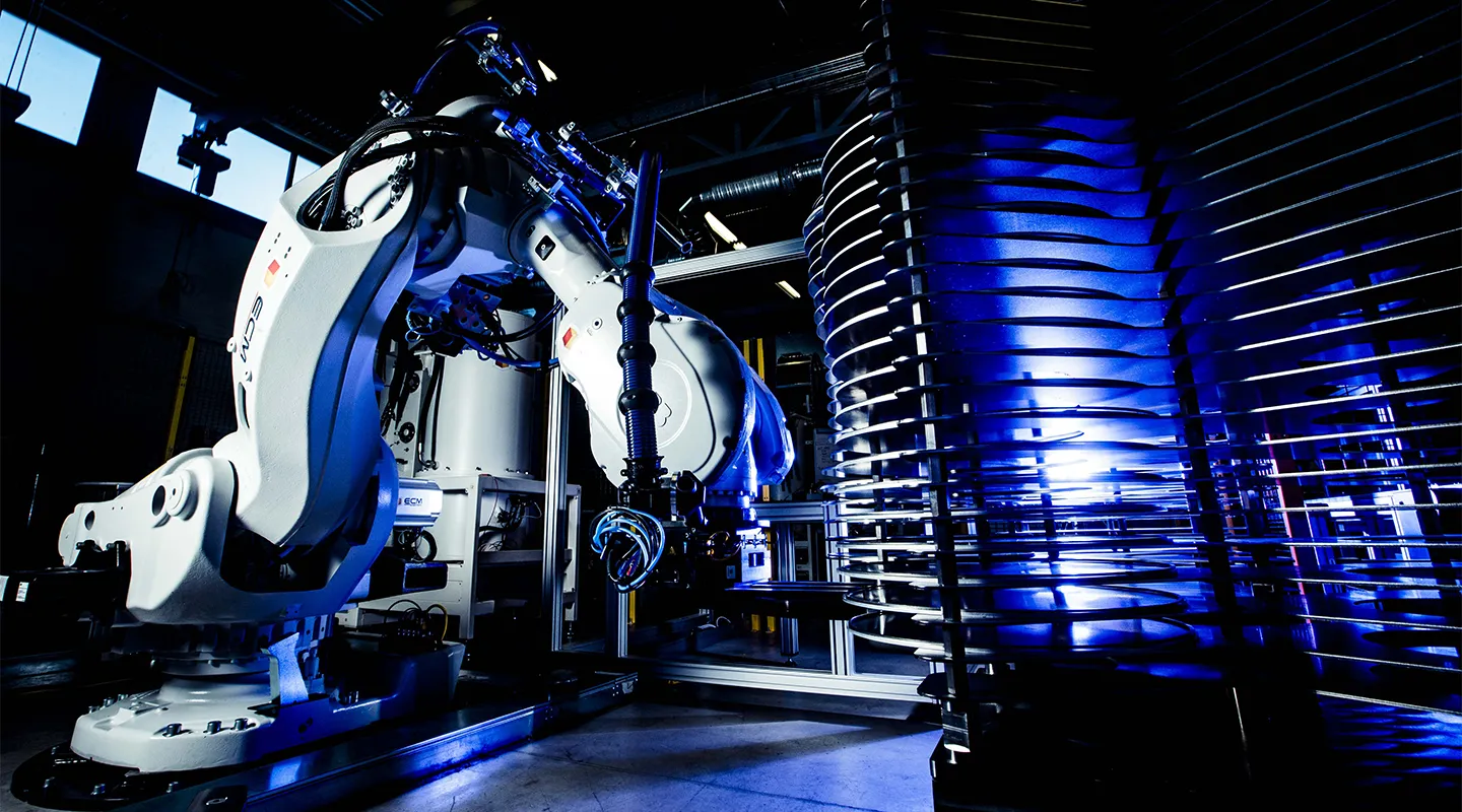 Industrial automation : vision control, gripper, AGV, AMR